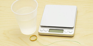 Expose fake jewelry by density testing | True North Gold Buyer